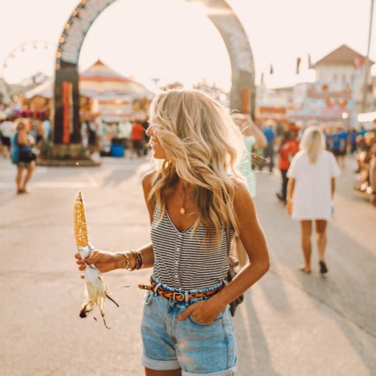 30+ Cutest Carnival Outfit Ideas For Your Summer Trip & Party - ljanestyle