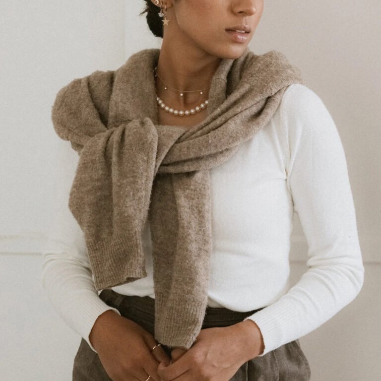 57 Aesthetic Outfits For Your Cold Chick Winter Wardrobe - ljanestyle